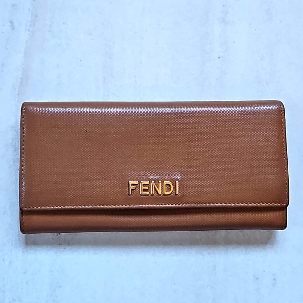 Fendi Tan Leather Bifold Wallet Gold Logo - Gem